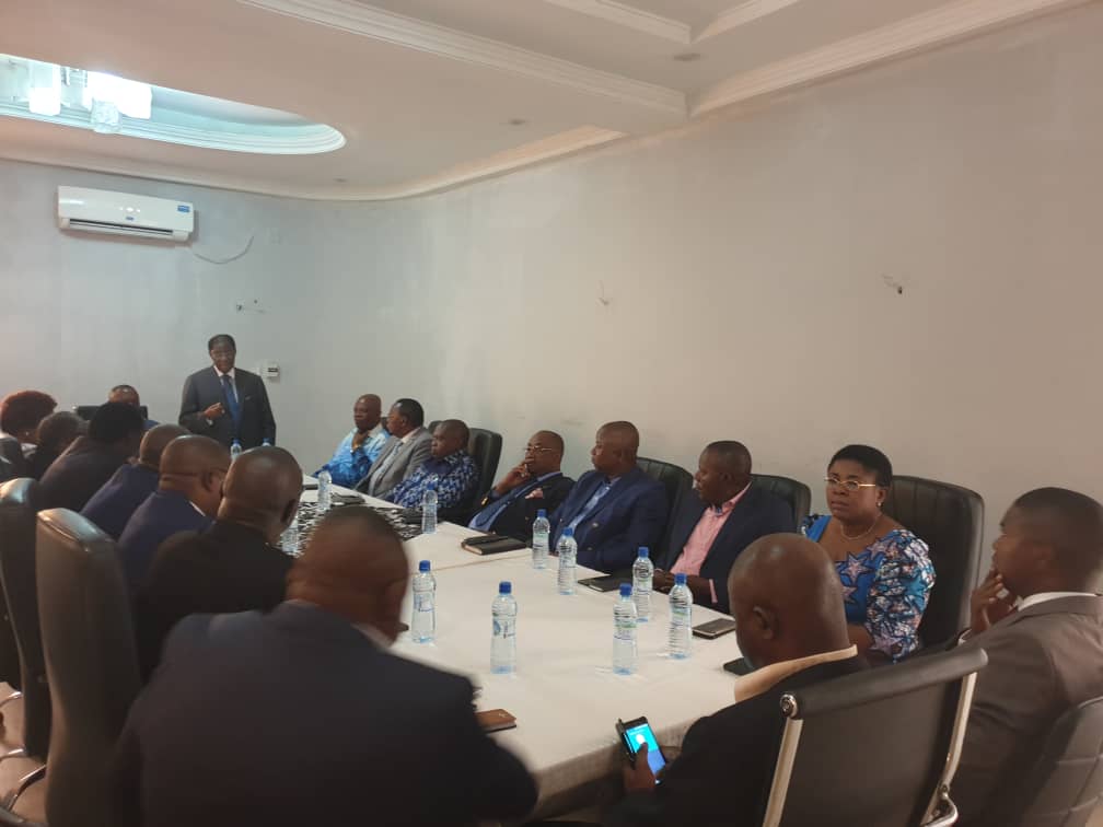 Sénat : l’AAB réaffirme son soutien au ticket FCC conduit par Thambwe ...