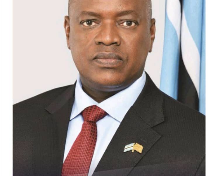 Le Président du Botswana Dr. MOKGWEETSI Eric à Kinshasa ce lundi 15 ...