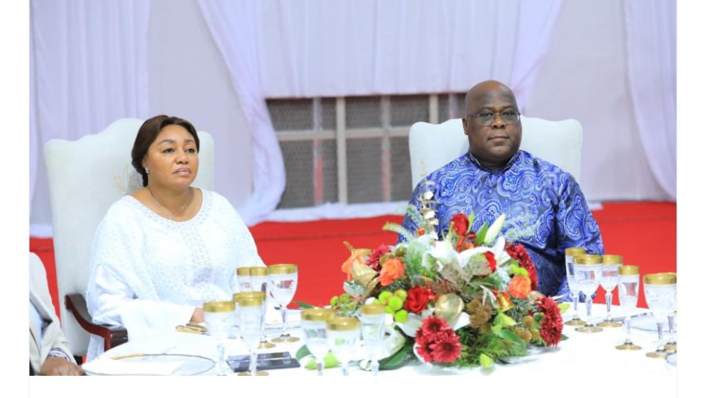 Le couple présidentiel a partagé le repas de Noël avec des épouses des ...