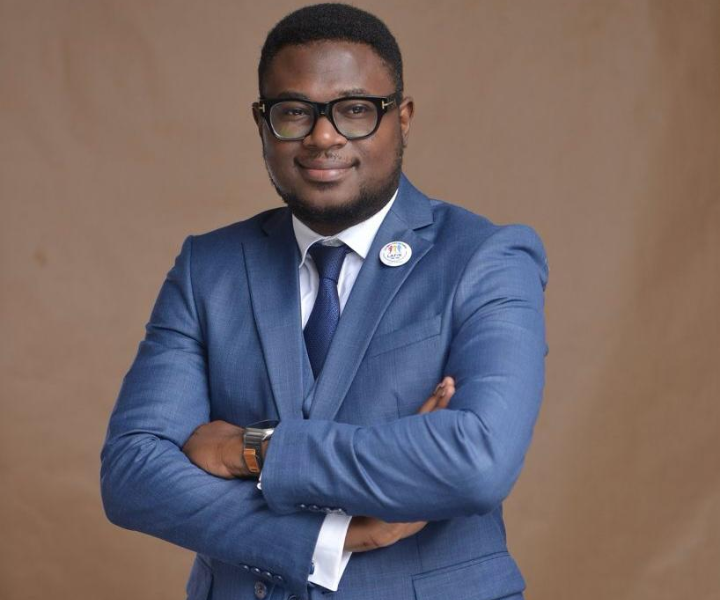 Floyd Issa Kabuya Kalombo : L’empêcheur de tourner en rond dont ...