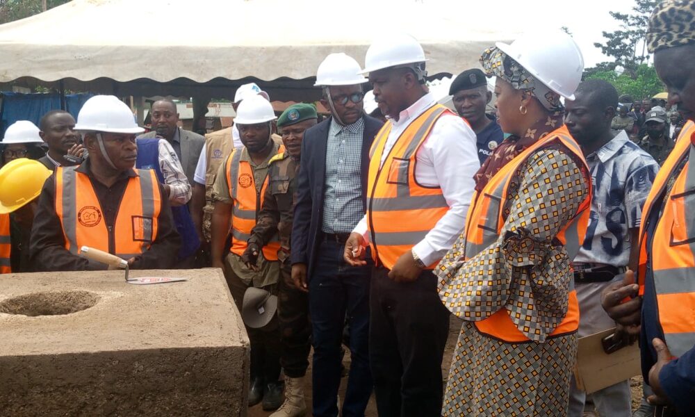 Beni : lancement officiel des travaux de construction au centre de ...