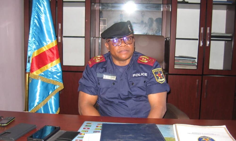Haut-Katanga : le nouveau patron de Police Blaise Kilimbalimba prend ...